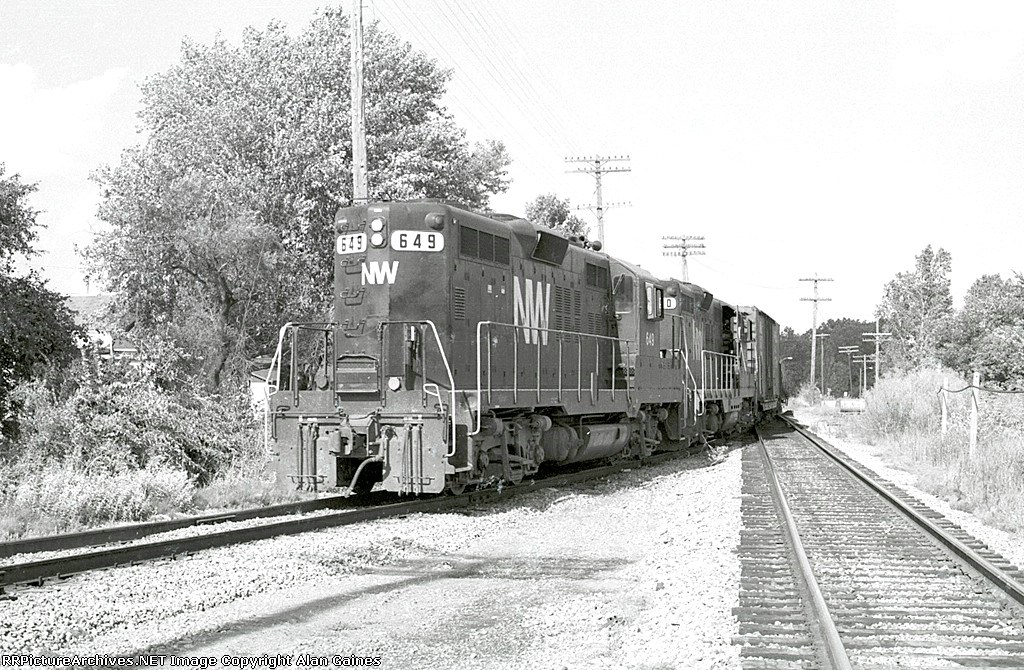 N&W GP-9 649